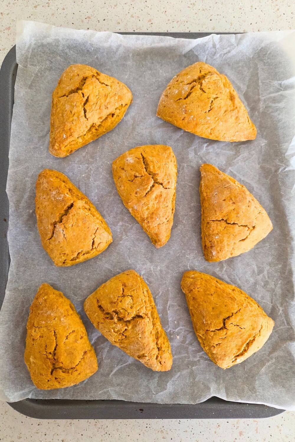 Easy Cinnamon Ginger Pumpkin Scones Recipe